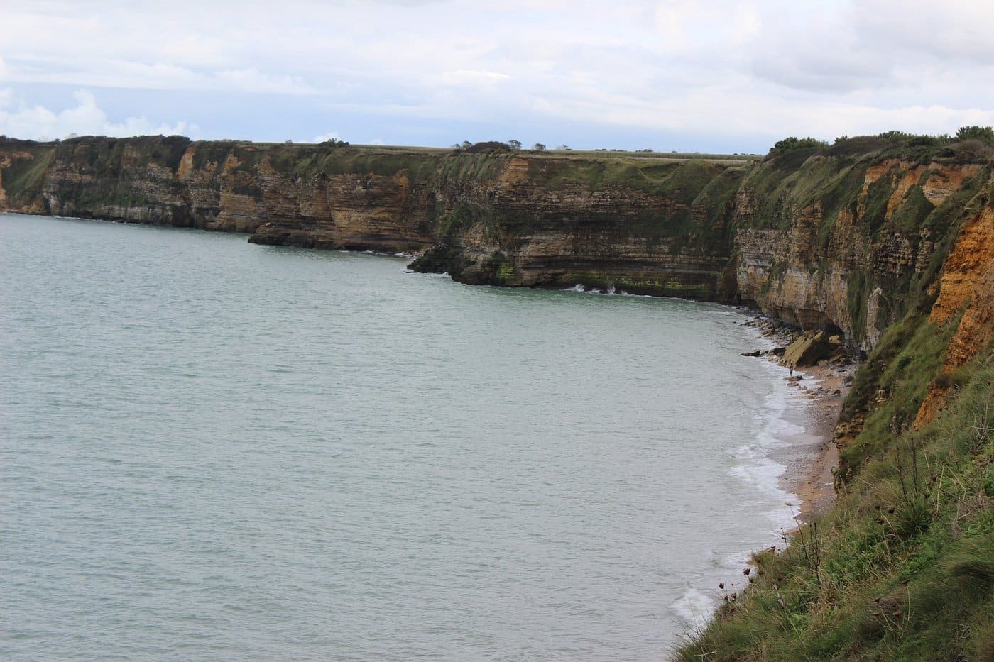 Pointe du Hoc: A Key Battlefront of World War II - Omaha Beach Tours